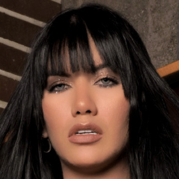 Yenifer Chacon's videos and clips | Official account | LoyalFans