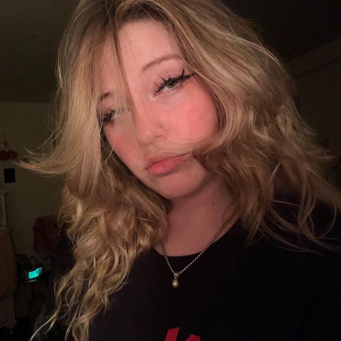 goddess alexab’s Official Social Fan Page | LoyalFans