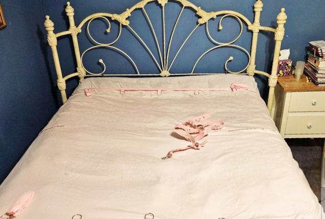 Wow wow wow DEE - Miss Kelly Payne Official Photos | www.Loyalfans.com