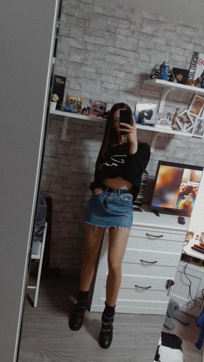 SaraTray’s Official Social Fan Page | LoyalFans