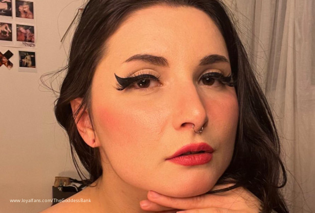 Open wide and say “Thanks Goddess” - Goddess Eff Official Profile | www ...