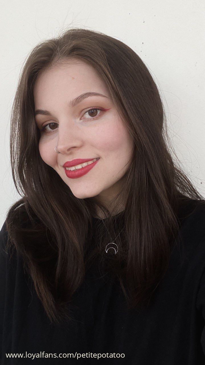 petite potatoo’s Official Social Fan Page | LoyalFans