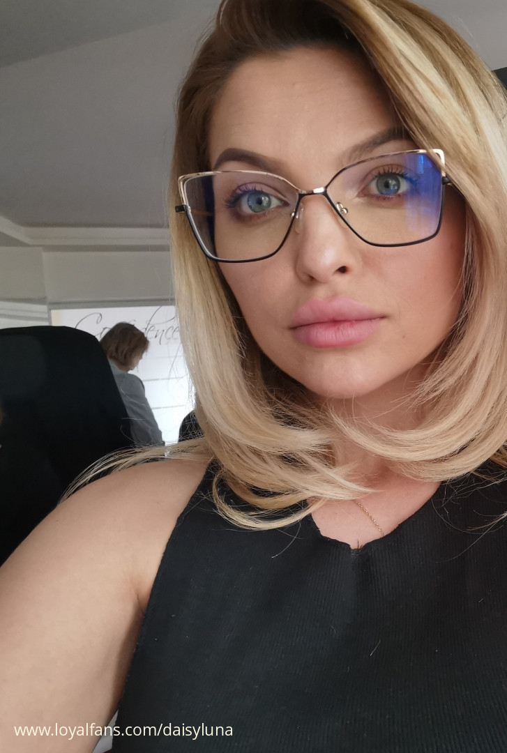 DaisyLuna’s Official Social Fan Page | LoyalFans
