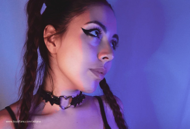 Wanna put your face between them? - ATHARA the Findom Princess Official ...