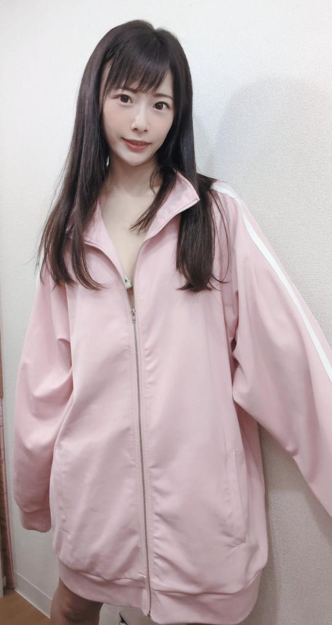 Ichiha Amatsu Official Photos | LoyalFans