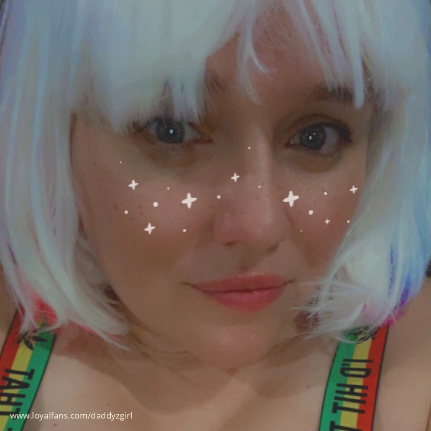 Daddyzgirl’s Official Social Fan Page | LoyalFans