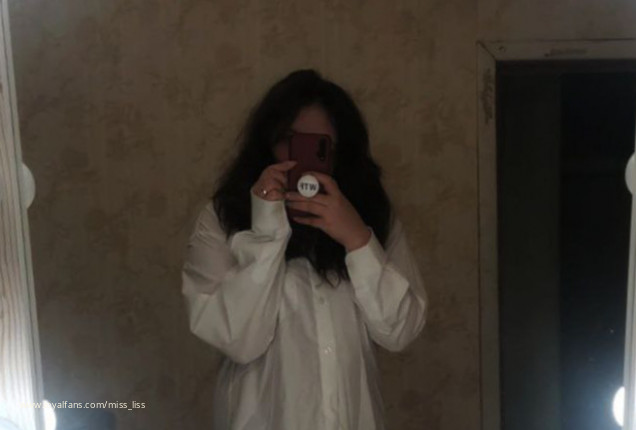 🍒 - Missliss Official Photos | www.Loyalfans.com