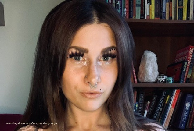 A latex, flogger and booby tease! - Goddess Lady Ravyn Official Profile ...