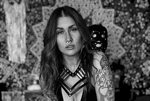 Always present your best self to your Goddess. 🖤 - Goddess Lady Ravyn ...