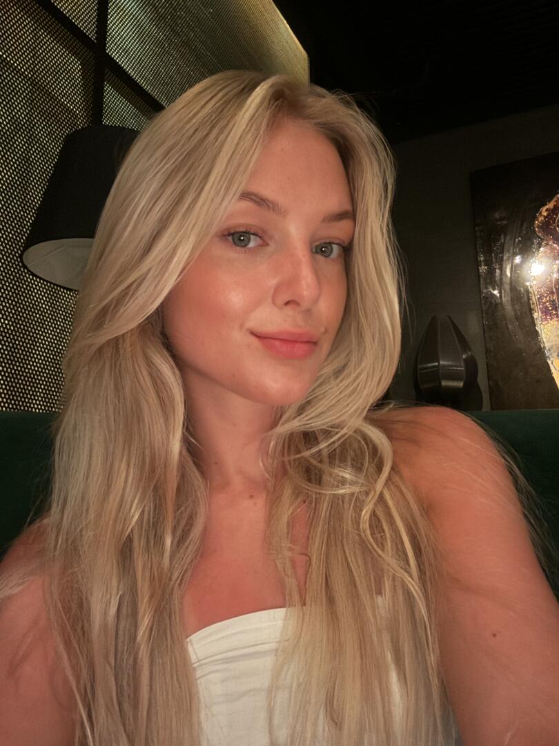 DanaD’s Official Social Fan Page | LoyalFans