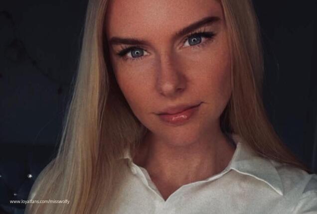 SPH | Body Worship | Tease & Denial - Miss Wolfy Official Profile | www.Loyalfans.com