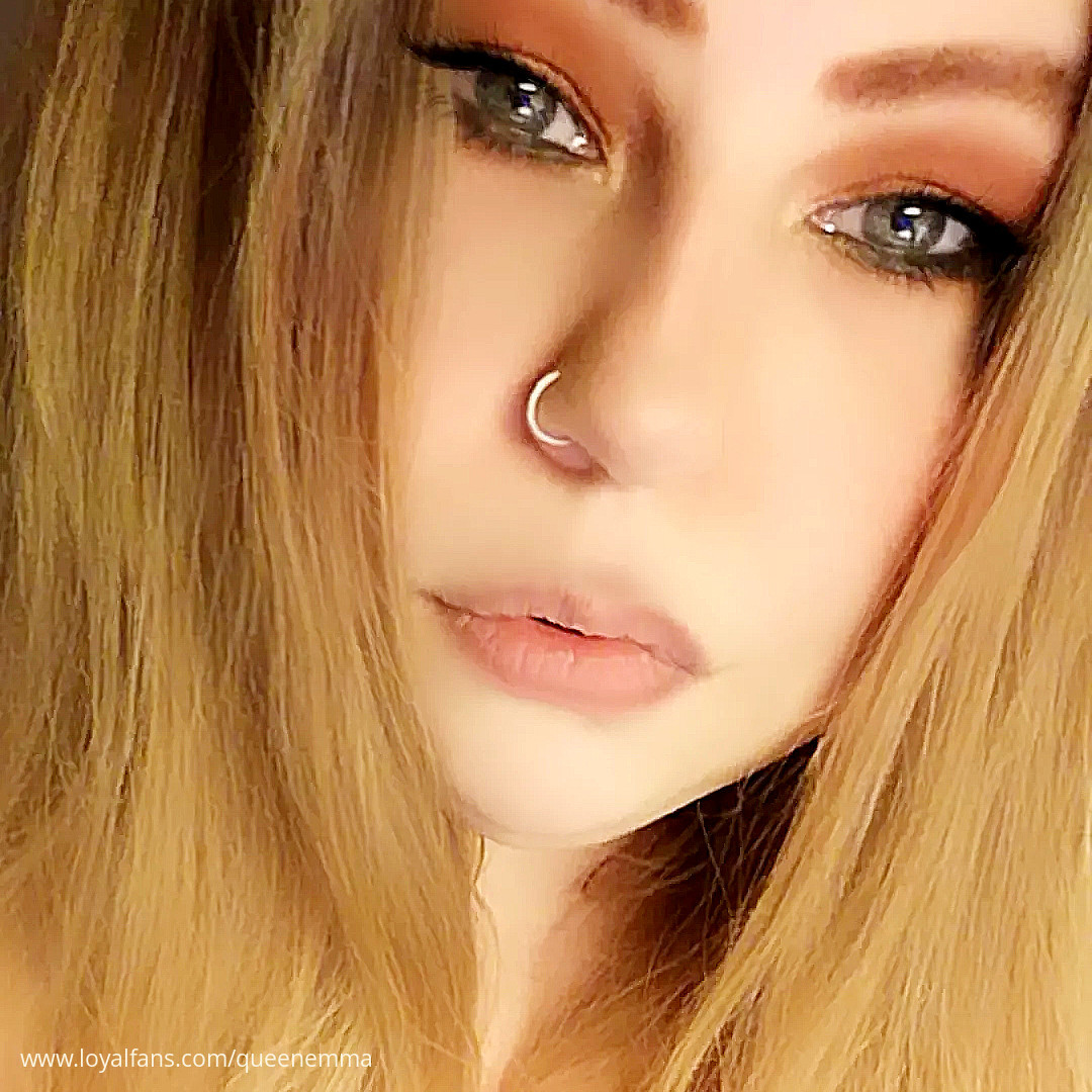 QueenEmma’s Official Social Fan Page | LoyalFans