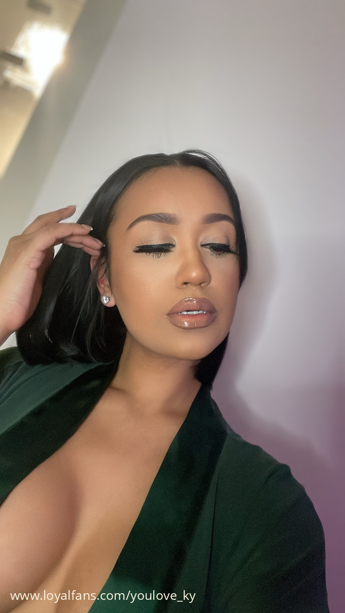 You love Ky’s Official Social Fan Page | LoyalFans