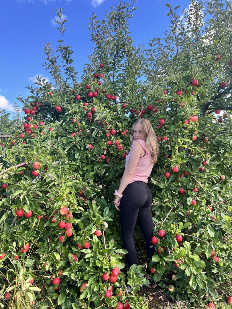 Princess Lydia FINDOM's Official Social Fan Page | LoyalFans