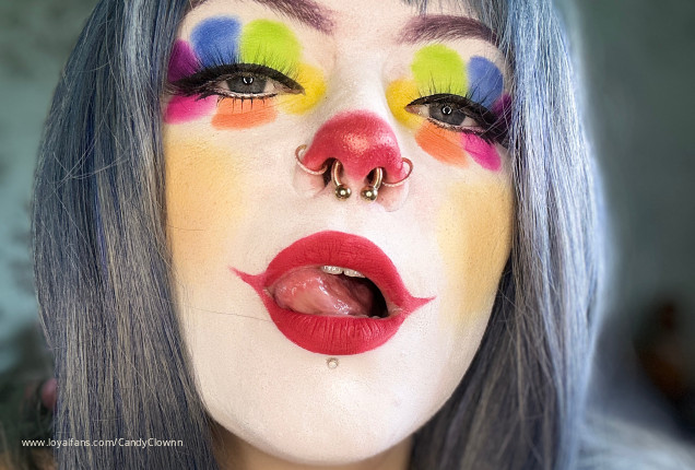 Foot Worship and Finger Snapping - Candy the Clown Findomme Official ...