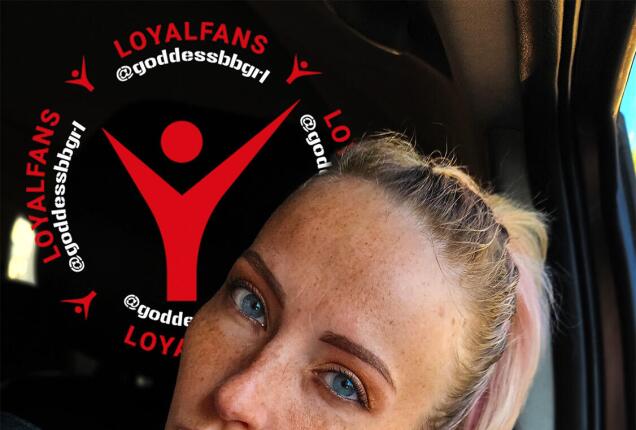 The air is gettin crispy... - GoddessBBGRL Official Photos | LoyalFans