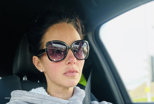 When you need to pop to the shop…. - Kelly Hart Official Photos | www ...