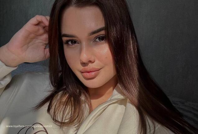 Gooner bait 🌀 I love teasing you💦 💦💦💦💦 - Angelinas So Strict Official ...