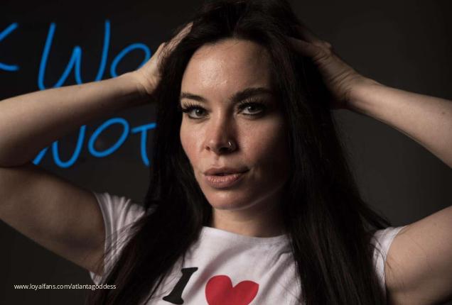 Sweaty Socks & Bare Feet Worship – You Crave This Moisture, Don’t You ...