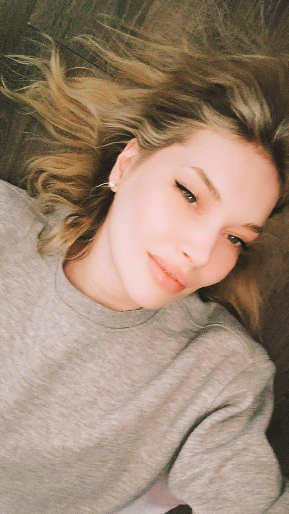 angelmoon222's Official Social Fan Page | LoyalFans