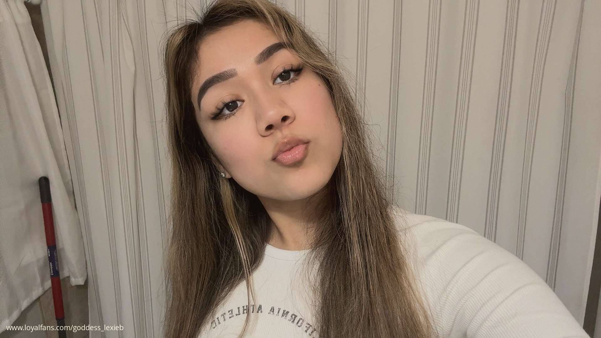 Goddess Lexie b's videos and clips | Official account | LoyalFans