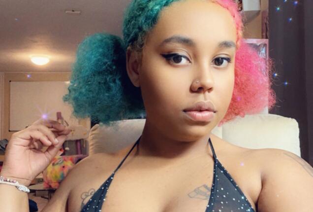 Goddess with huge tits - Goddess_Roxie Official Photos | www.Loyalfans.com