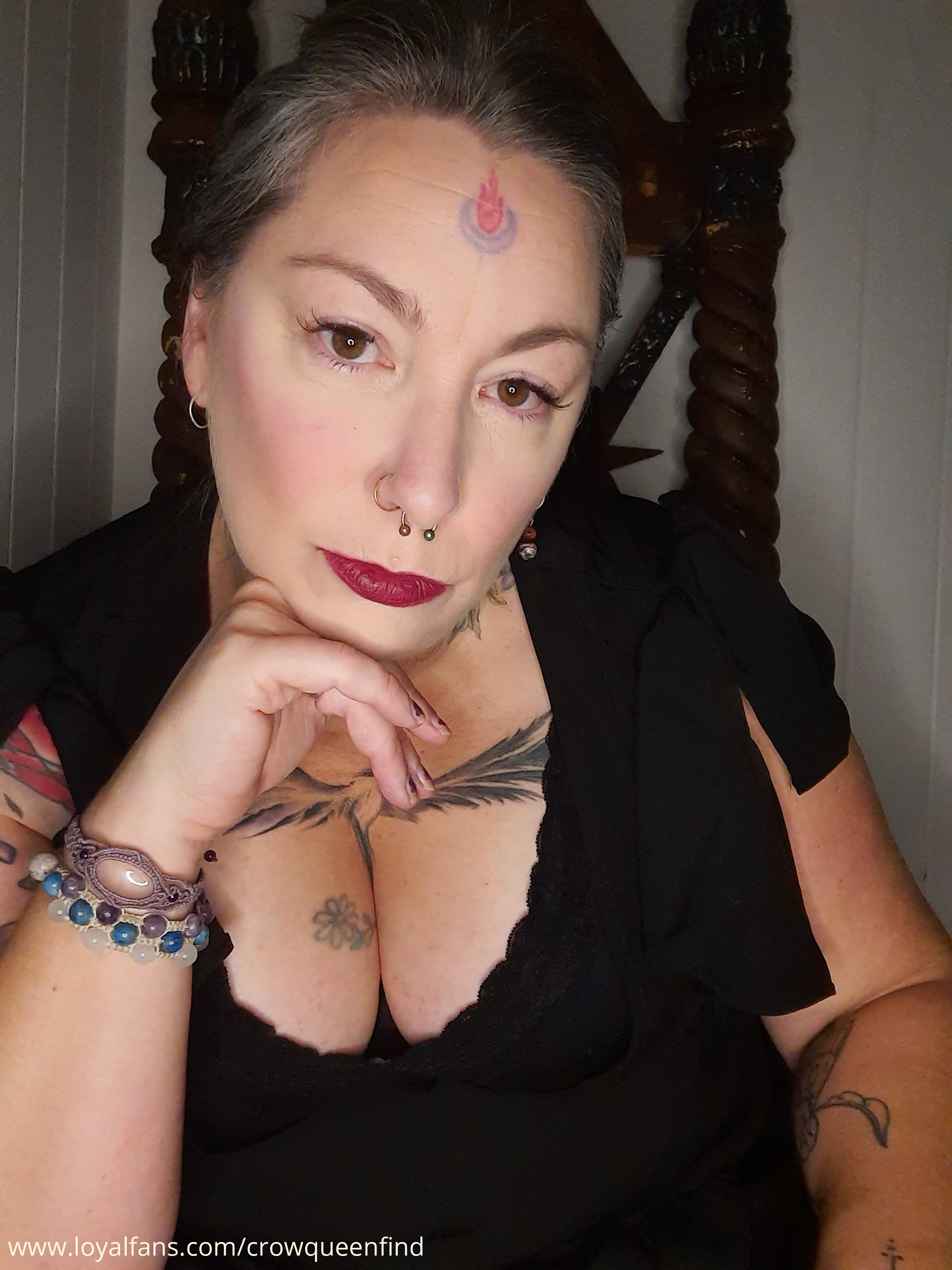 Crow Queen’s Official Social Fan Page | LoyalFans