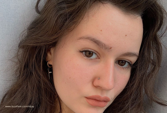 El panties?!?!😮😮😮 - EliJay Official Photos | www.Loyalfans.com