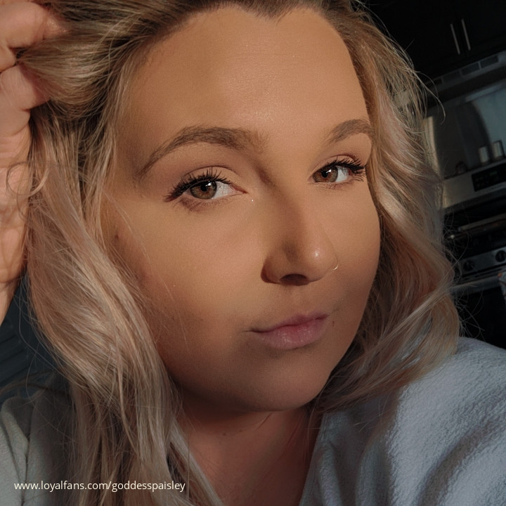 Goddess Paisley’s Official Social Fan Page | LoyalFans