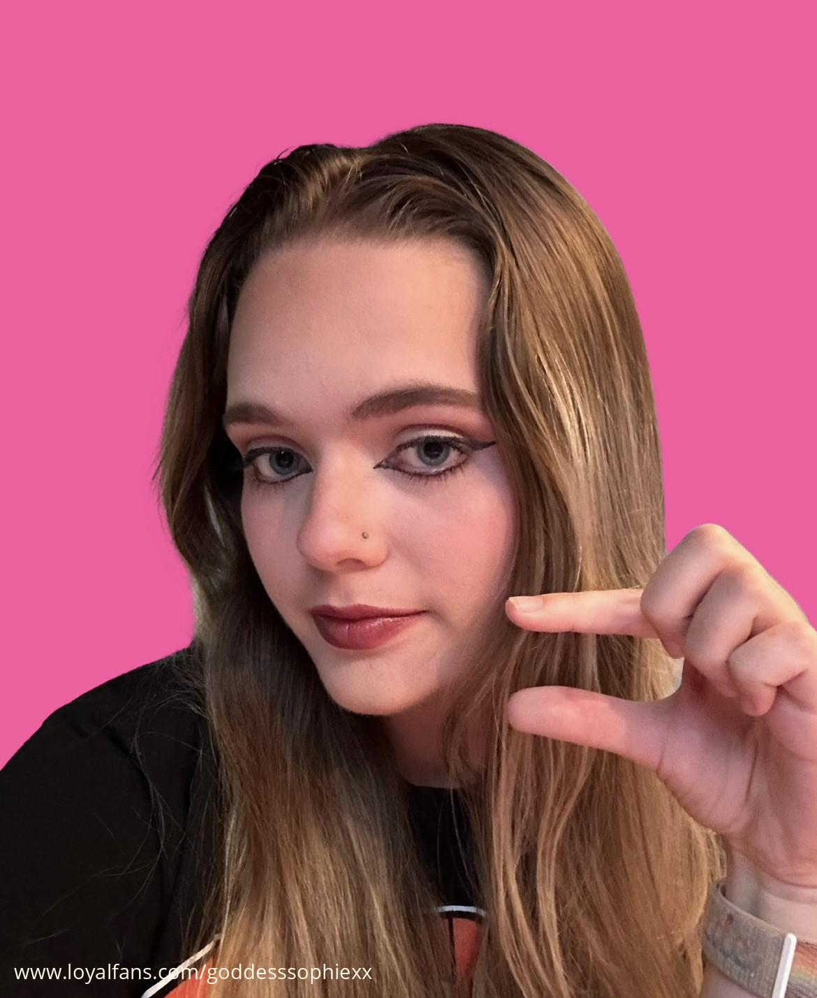 GoddessSophieXX’s Official Social Fan Page | LoyalFans