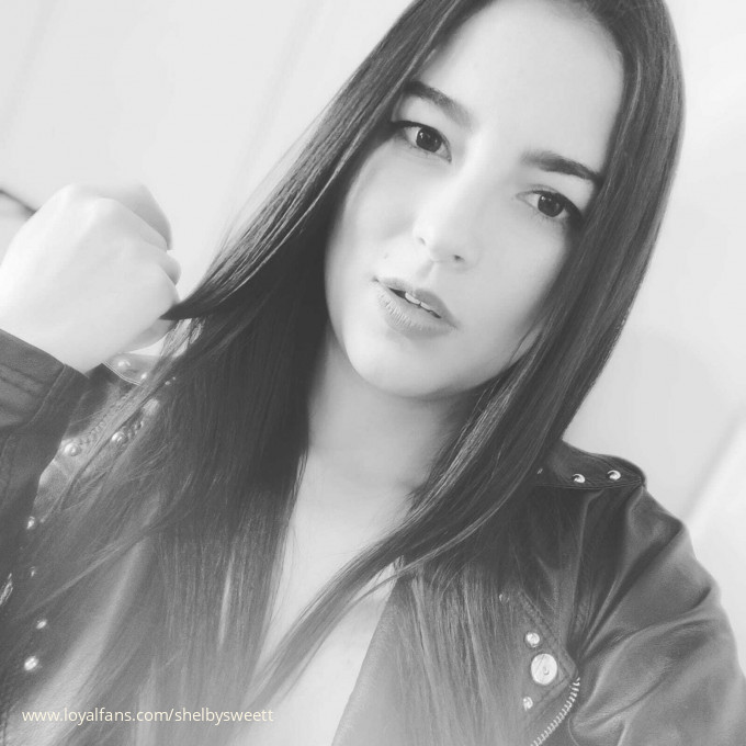 ShelbySweett's Official Social Fan Page | LoyalFans
