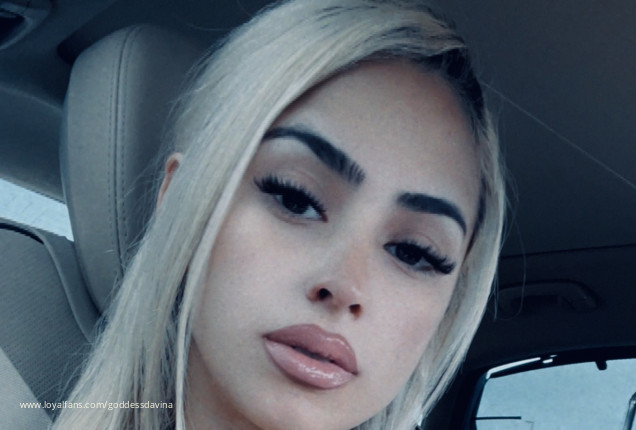 Are you a smart good good boy? - Goddess Davina Official Photos | www.Loyalfans.com