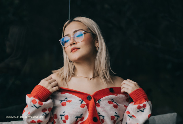 Sweet silhouette 🙊 - Abby Stark Official Profile | www.Loyalfans.com