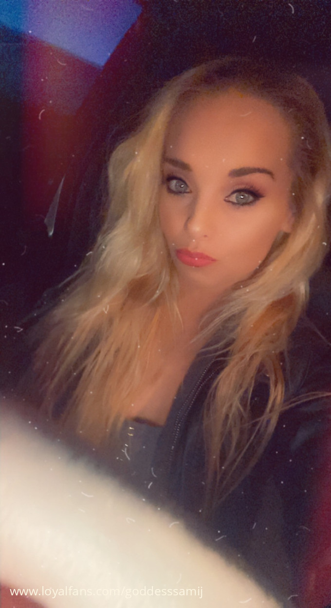 Goddess Sami J’s Official Social Fan Page | LoyalFans