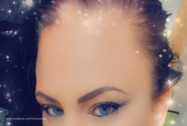 Good Morning - Miss Lady K Outlaw Official Photos | www.Loyalfans.com