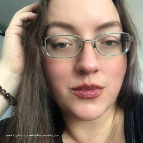 You’ll want to see this. - Goddess Evelyn Ryker Official Photos | www.Loyalfans.com