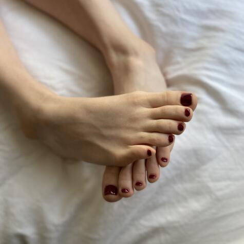 Findom Red Rose’s Official Social Fan Page | LoyalFans