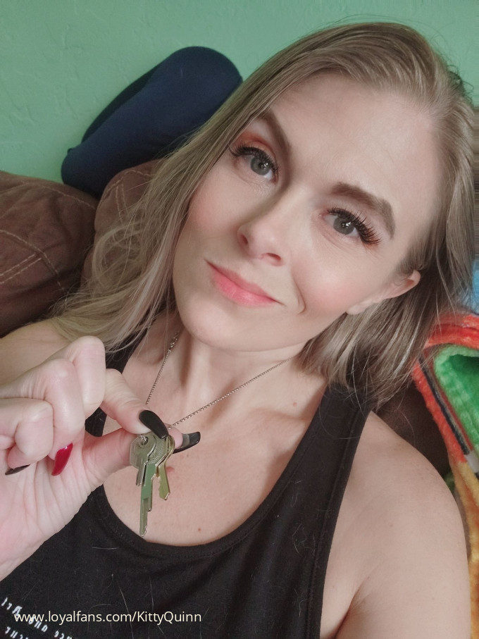 Kitty Quinn’s Official Social Fan Page | LoyalFans