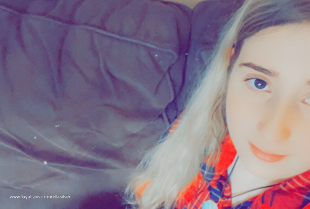 Super Sexy Sock Removal Ignore Session! Sole Teasing POV. - Ella SIlver Official Profile | www ...