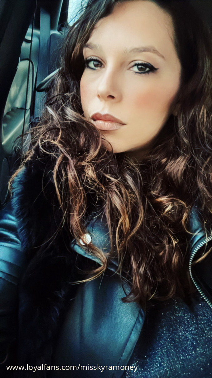 Goddess Kyra’s Official Social Fan Page | LoyalFans