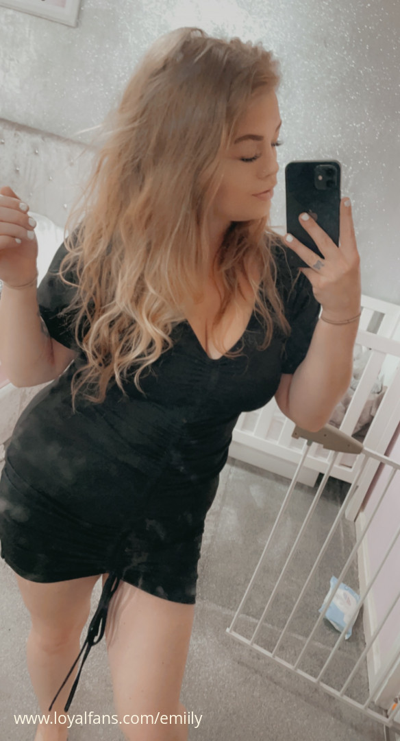 Emiily's videos and clips | Official account | LoyalFans