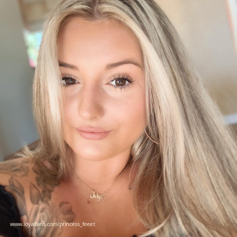 Princess Savy’s Official Social Fan Page | LoyalFans