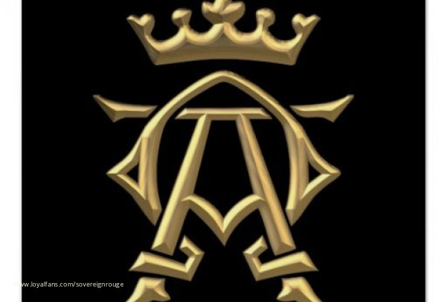 Sovereign emblem. - Mistress Rouge Official Photos | www.Loyalfans.com