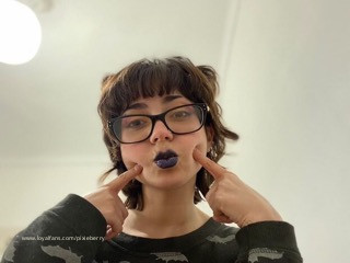 PixieBerry’s Official Social Fan Page | LoyalFans