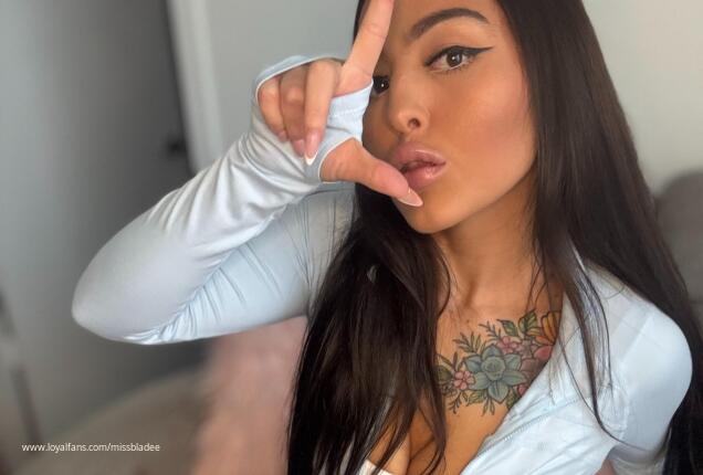 Boob Drain Video - Miss Blade Official Profile | www.Loyalfans.com