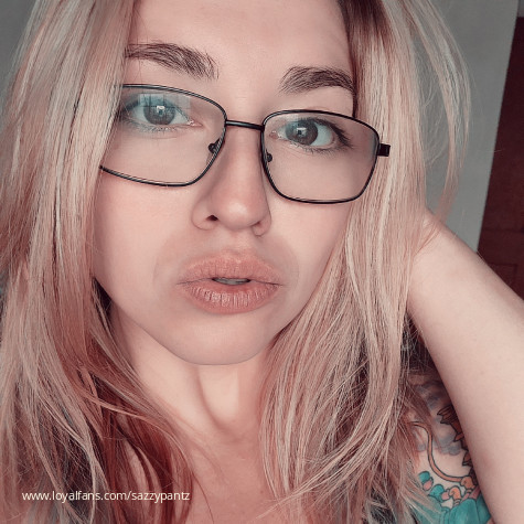 Ashlee Cara’s Official Social Fan Page | LoyalFans