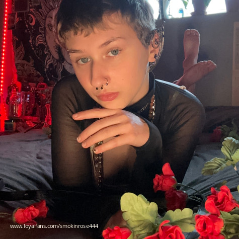 SmokinRose's videos and clips | Official account | LoyalFans