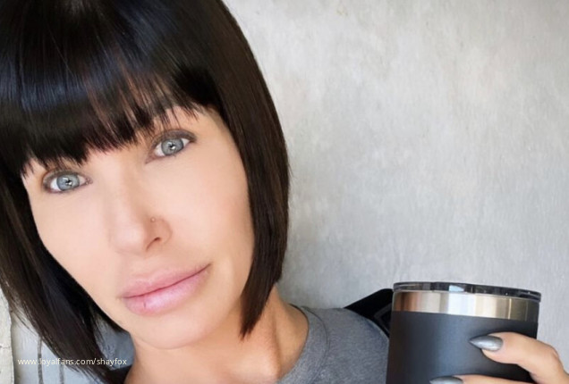 𝒢𝑜𝑜𝒹 𝑀𝑜𝓇𝓃𝒾𝓃𝑔💋 - Shay Fox Official Photos | www.Loyalfans.com