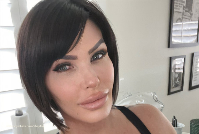 I hope you're having a great day so far 💛 - Shay Fox Official Photos ...