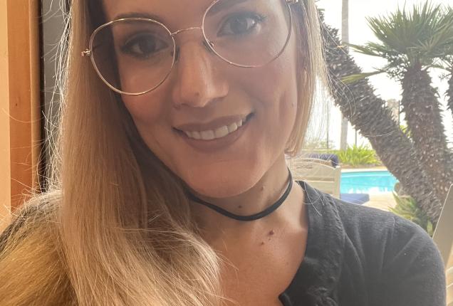 Content poll!! Tell me what to make! 😄 - Riley Rose Official Profile ...